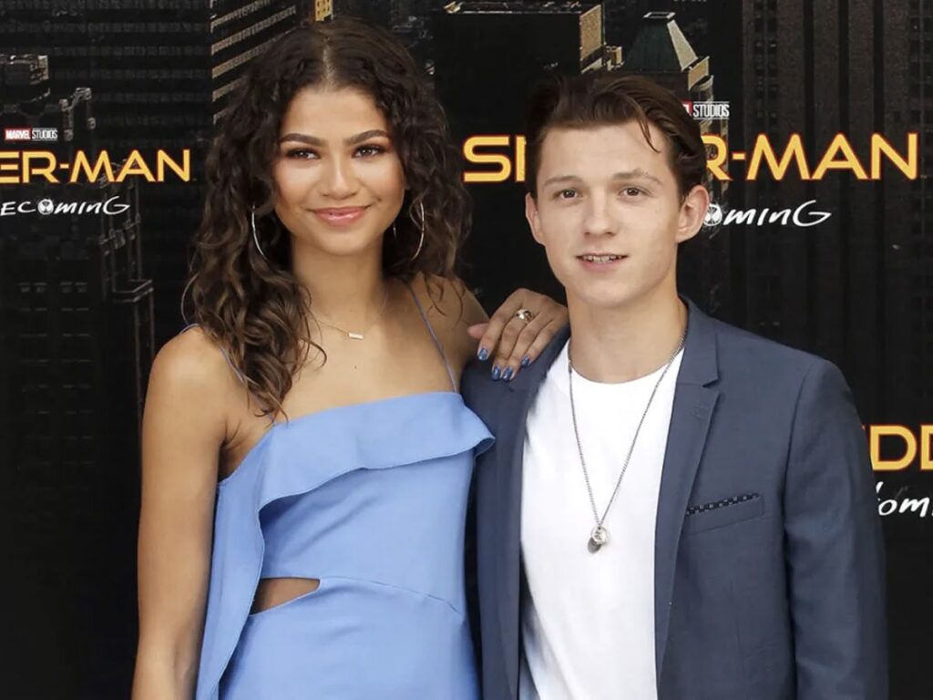 Fans Wish Zendaya Happy 25th Anniversary Amid Romance Reveals